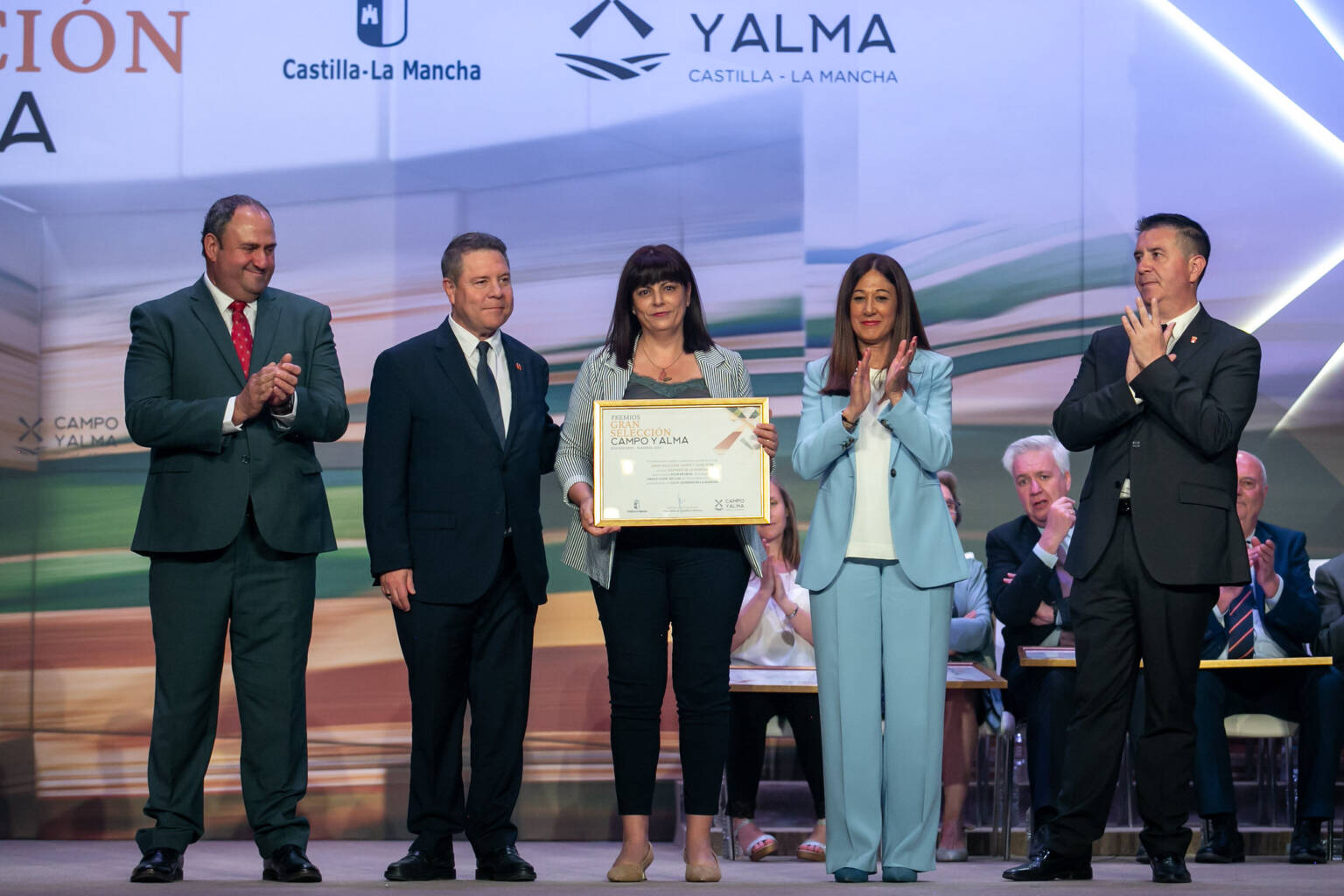 Flor de Opaz, Premio Gran Selección Campo y Alma 2024 - OPAZ ...